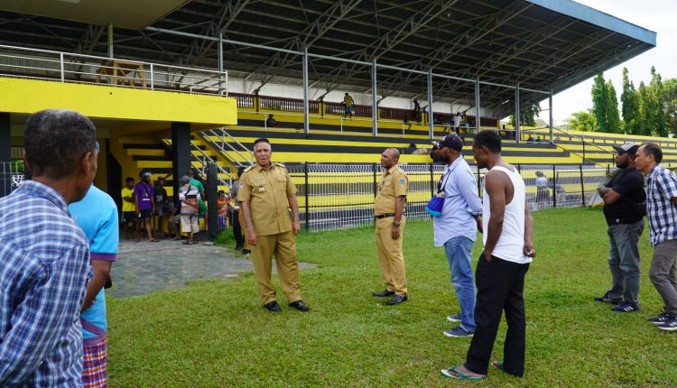 Waterpauw Sebut Stadion Sanggeng Manokwari Punya Sejarah dan Perlu ... Waterpauw Sebut Stadion Sanggeng Manokwari Punya Sejarah dan Perlu ...